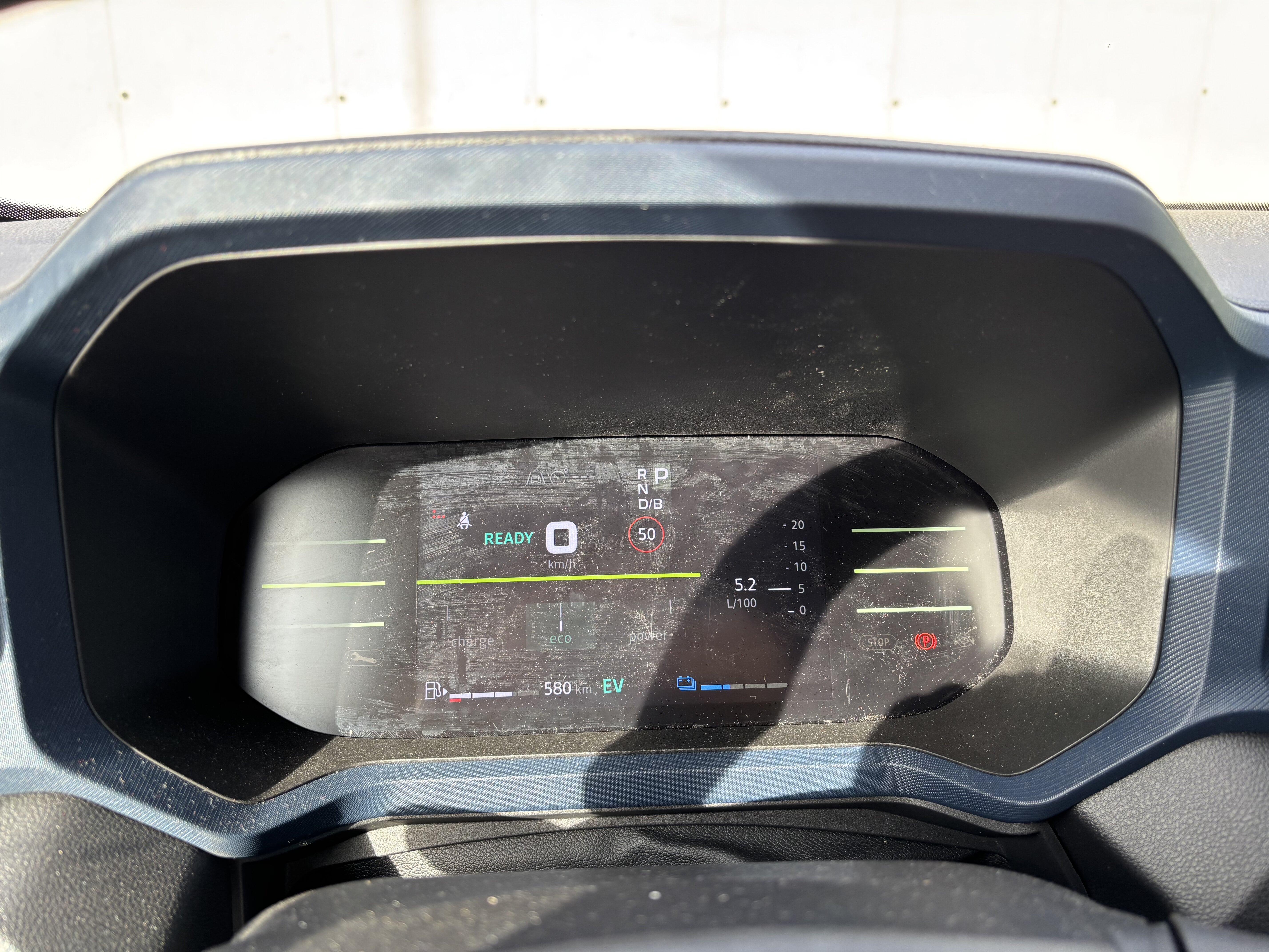 Test Drive Dacia Duster 3 HEV 140: SUV hibrid de la Mioveni bun la